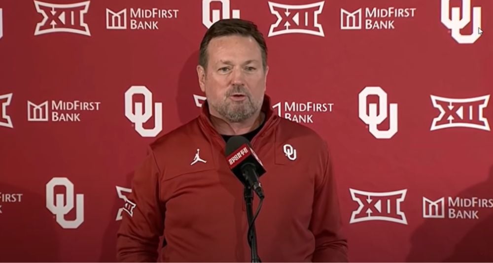 Former Oklahoma Sooners Coach Bob Stoops Reacts To Cale Gundy's ...