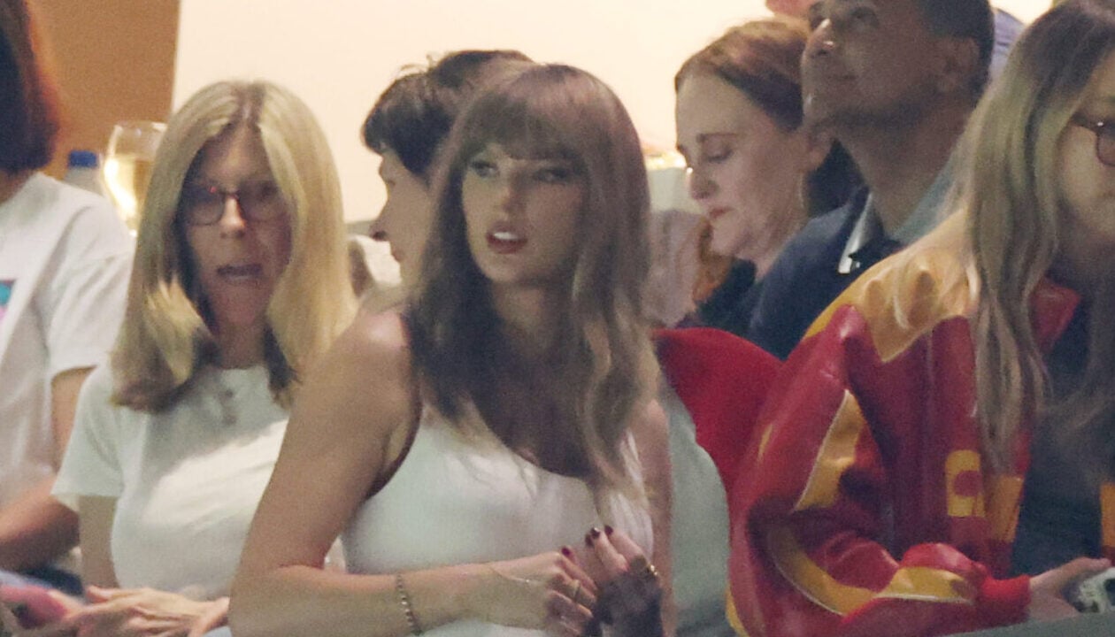 Taylor Swift Got Booed Mercilessly At The Super Bowl, And People Can't Stop Talking About Her ...