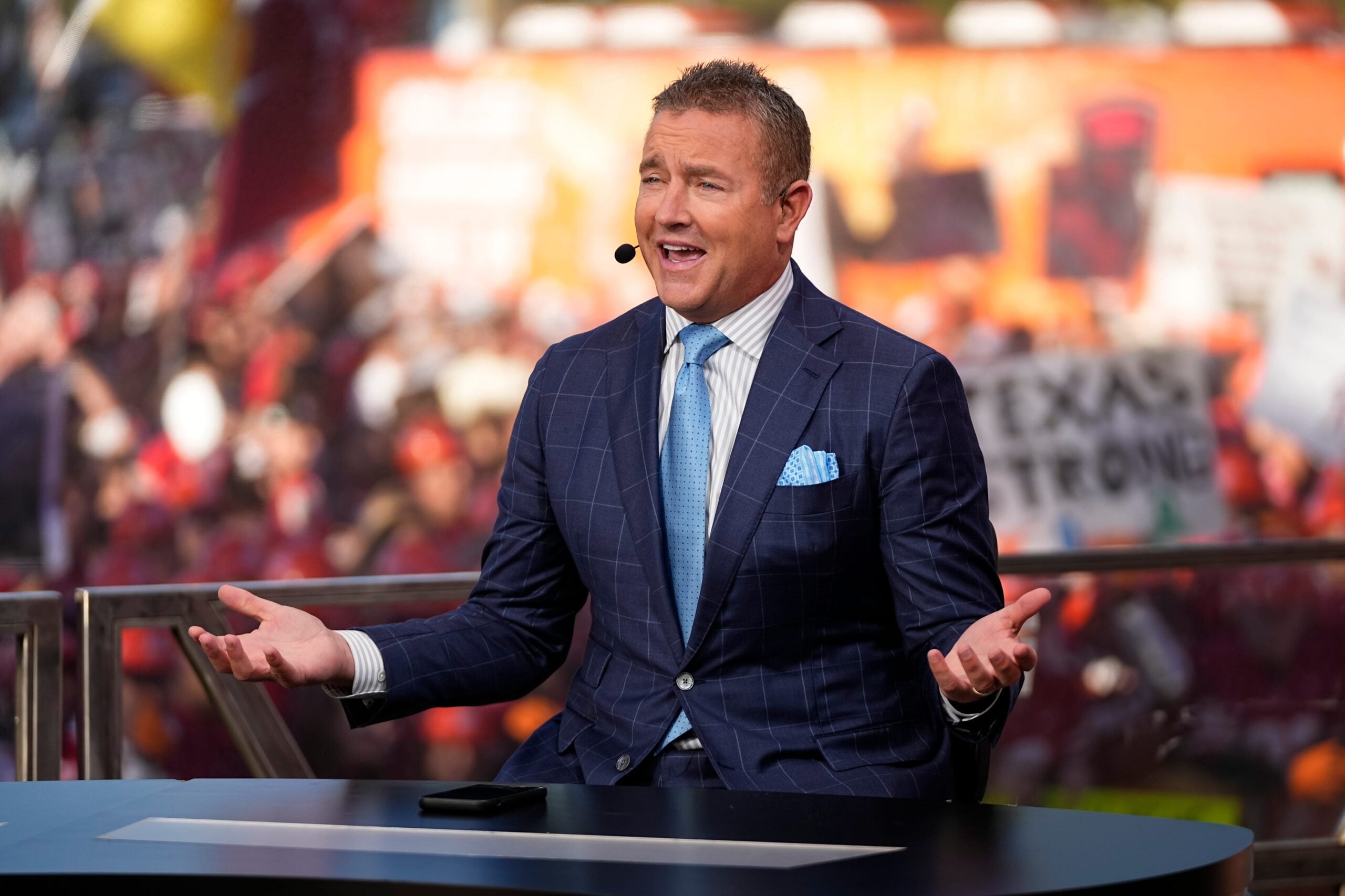 Kirk Herbstreit's Nukes Barstool Sports After Hot Mic Moment Caught During Belichick's UNC Debut